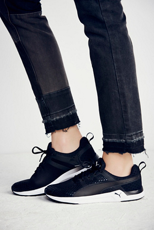 Pulse XT 3D Runner at Free People Clothing Boutique