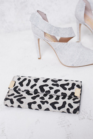 Wallets & Clutches for Women | Free People